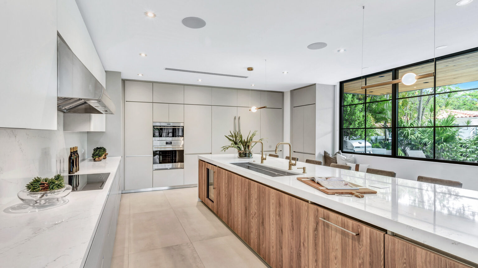 Kitchen Designers and Remodelers in Miami, Pembroke Pines, West Palm ...