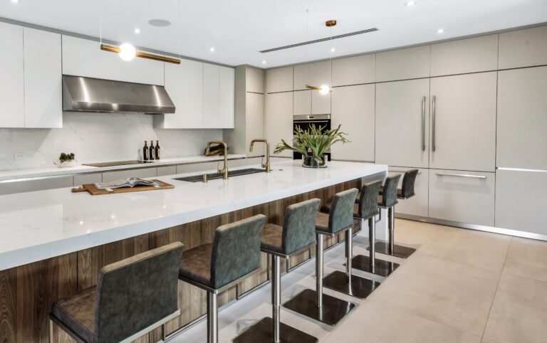 What Makes a Kitchen Truly Luxe? Our Top 5 Must-Haves - KabCo ...